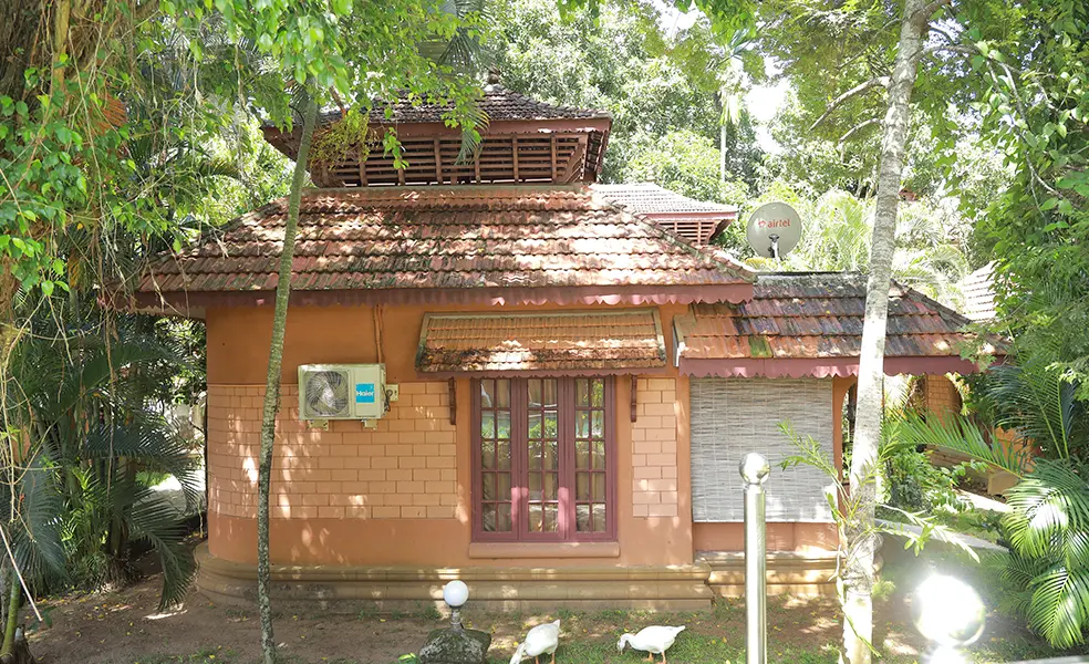 Pagoda Resort, Traditional Cottage, Alappuzha, Kerala